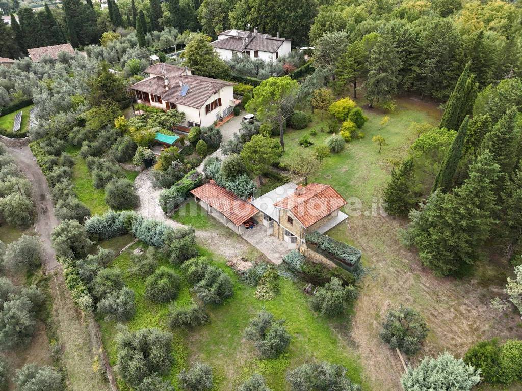 Vendita Villa unifamiliare in Località Libbia 19/B Arezzo. Buono stato ...