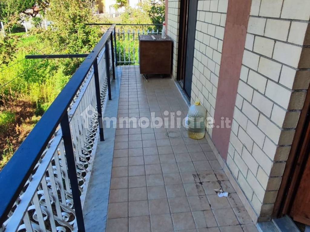Sale Apartment Capriglia Irpina. 4-room flat in via Cioppolo 49. Good ...