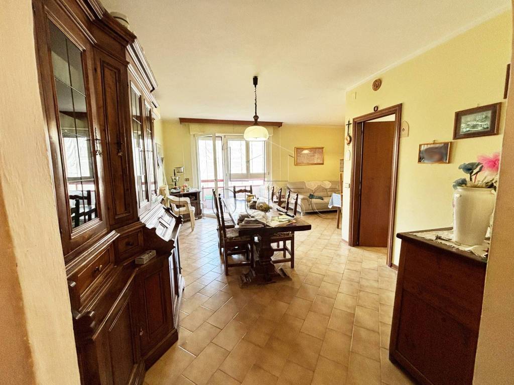 Vendita Appartamento San Giustino. Quadrilocale in via Guglielmo ...