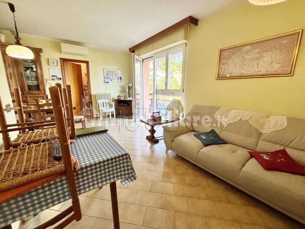 Vendita Appartamento San Giustino. Quadrilocale in via Guglielmo ...