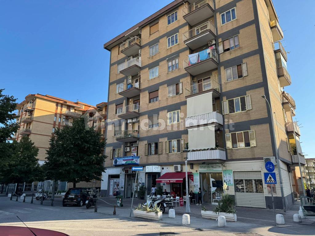 Affitto Appartamento Salerno. Quadrilocale in via Scuola Eleatica 1 ...