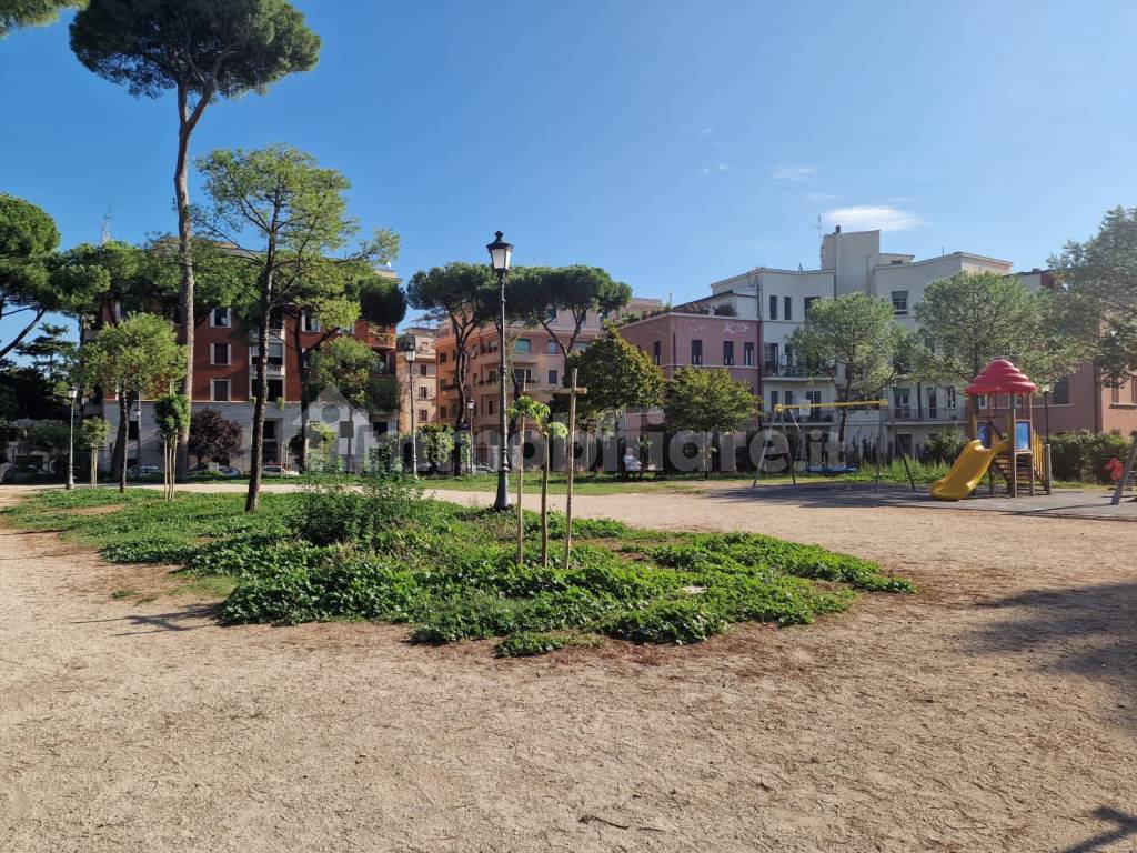 Vendita Appartamento in viale di Villa Massimo. Roma. Ottimo stato ...