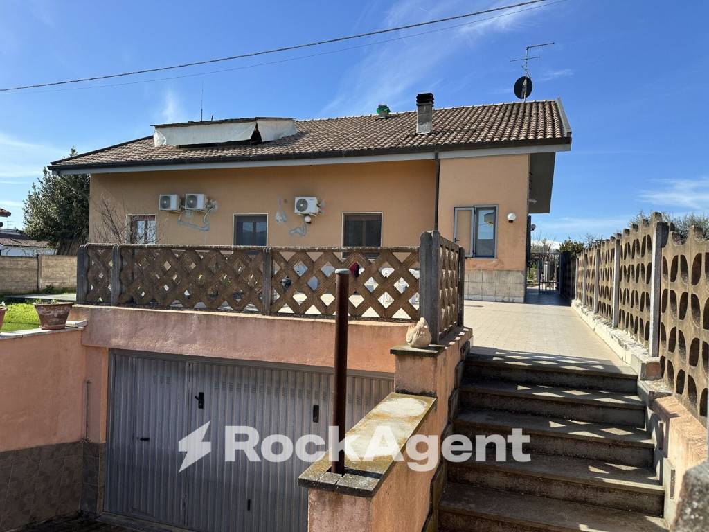 Sale Two-family villa in via Margherita D'Austria Francavilla al Mare ...