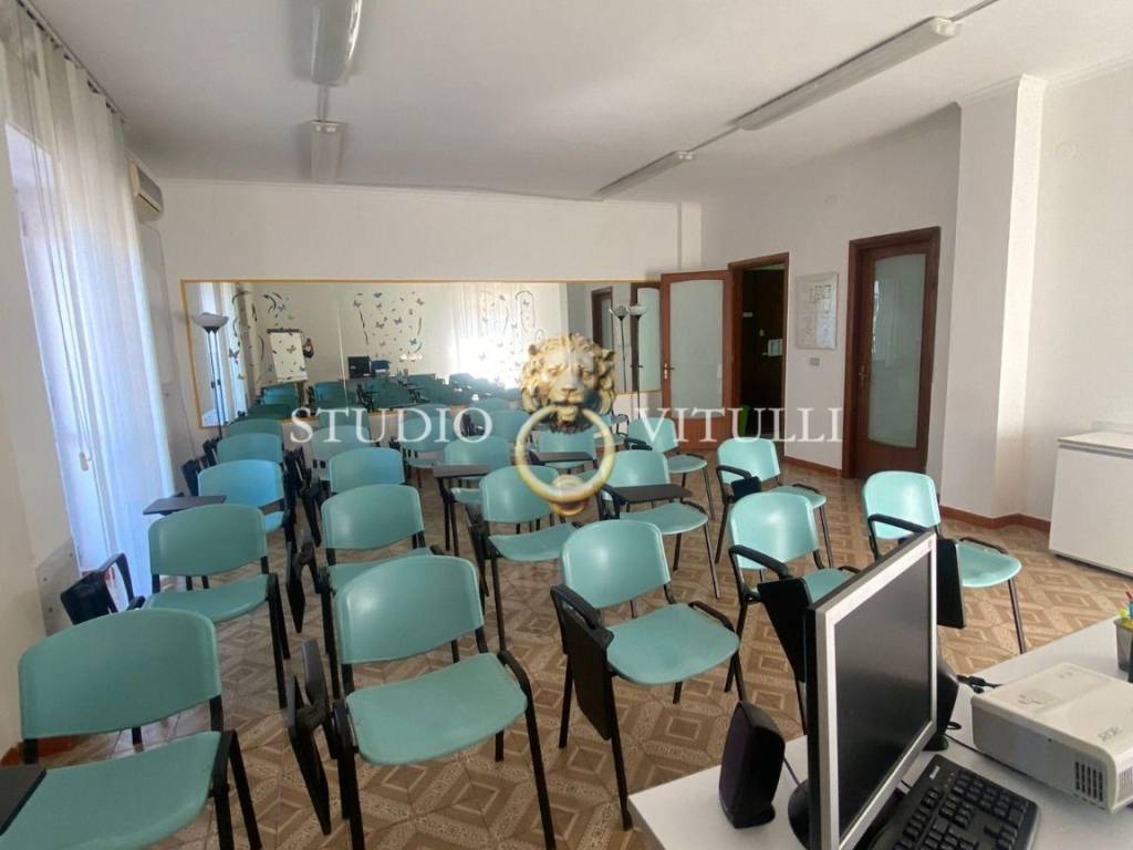 Ufficio - Studio via Giuseppe Capruzzi 240, Bari, Rif. 123568161 ...