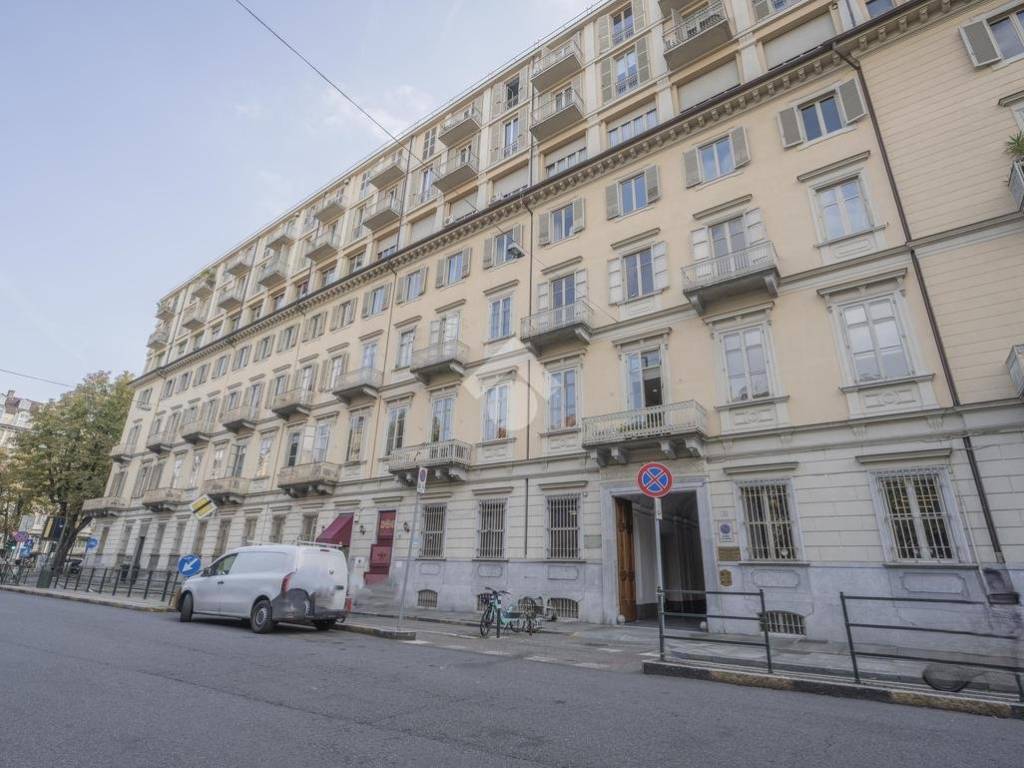 Vendita Appartamento in corso Giacomo Matteotti 17. Torino. Da ...