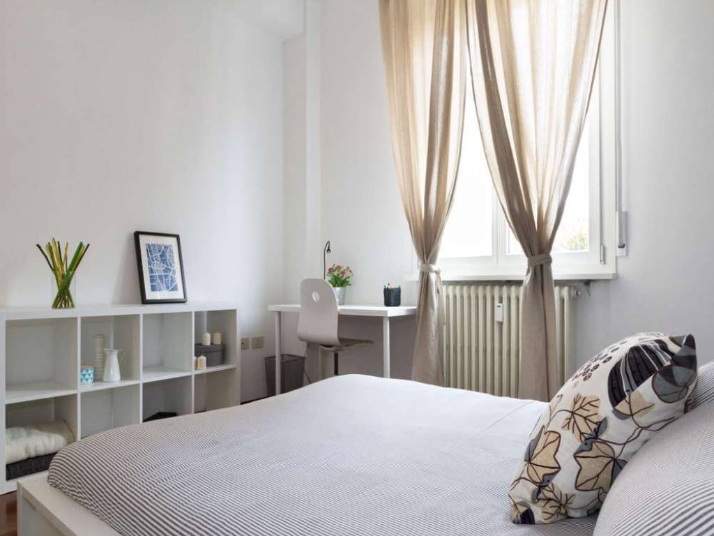 Stanza in affitto in Appartamento, affittasi camera via Lepanto, Milano