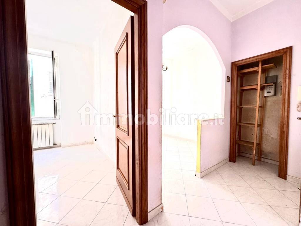 Vendita Appartamento in via San Michele del Carso. Genova. Da ...