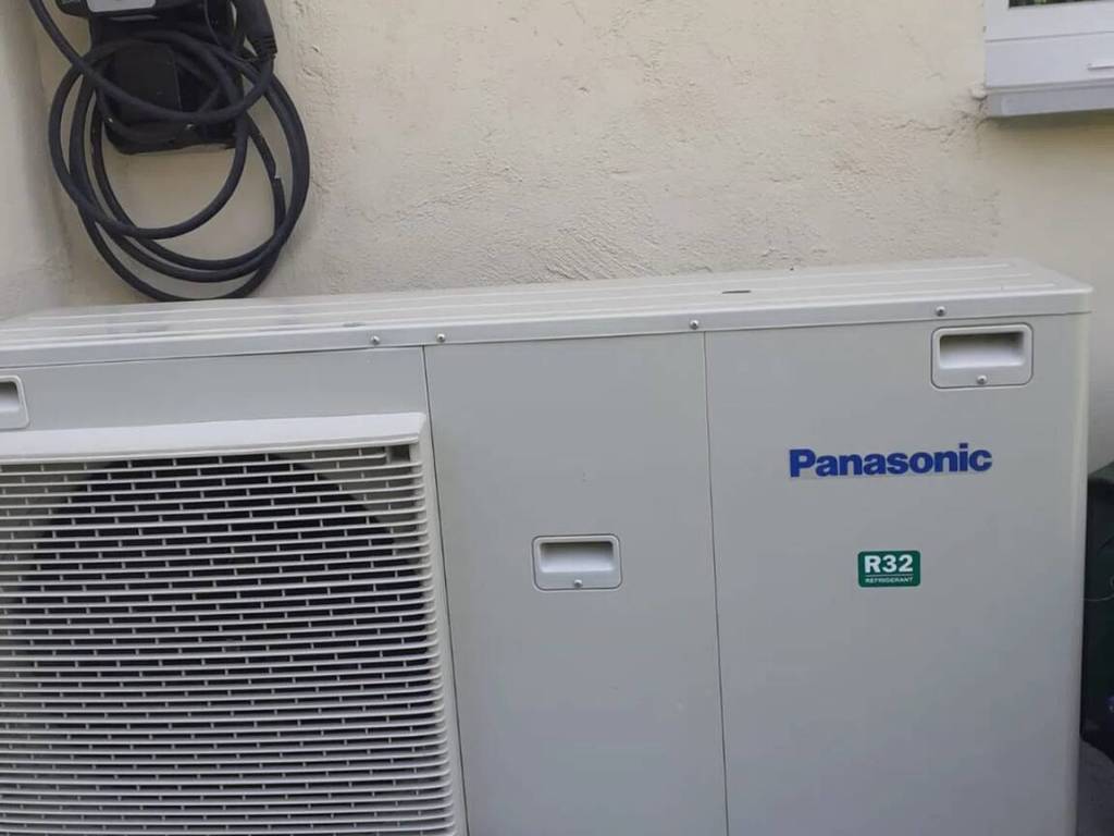 Vendita Villa unifamiliare in via Fregnan, 27 Porto Viro. Posto auto ...