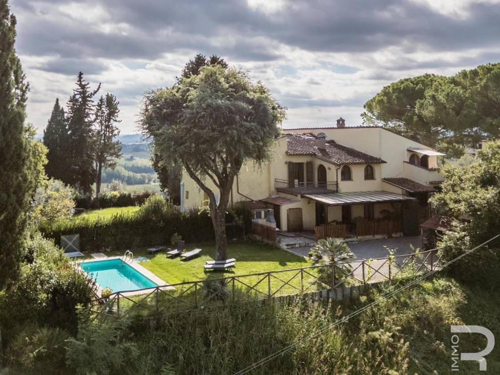Vendita Rustico in Strada Provinciale Lucardese Certaldo. Buono stato ...