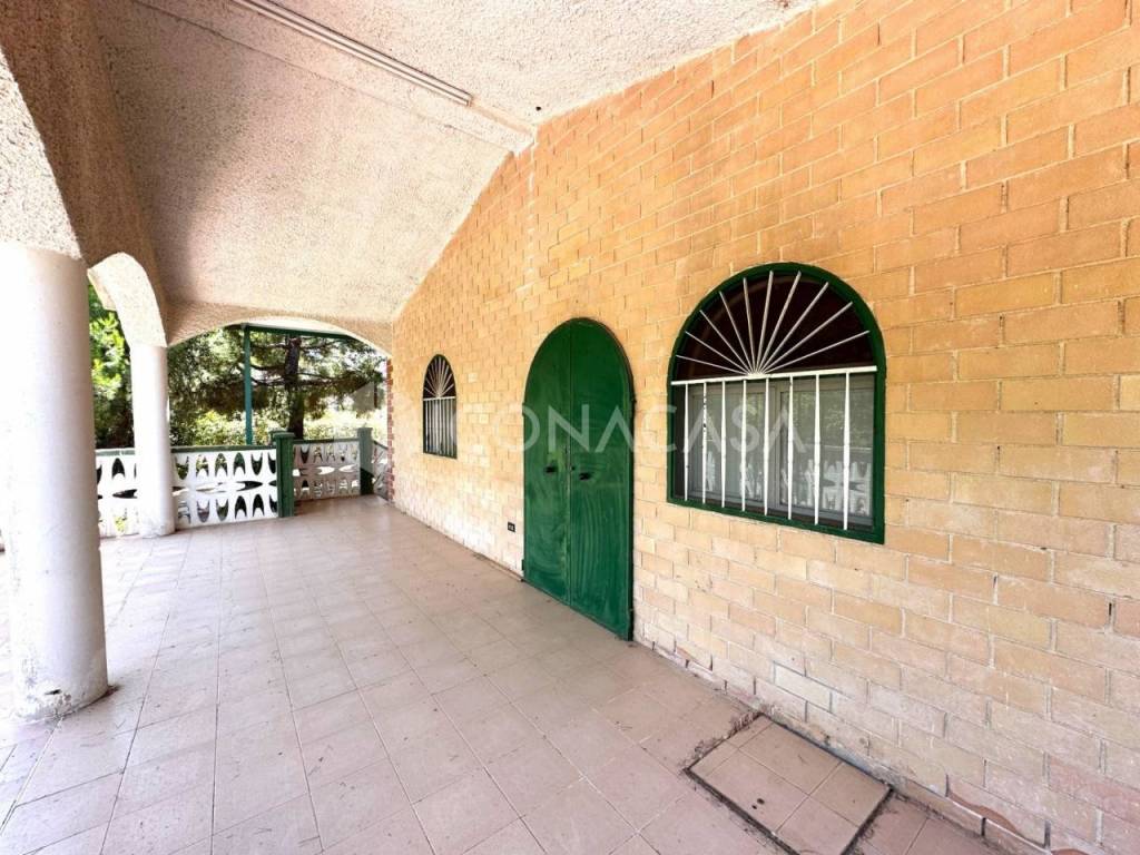 Sale Single family villa in Contrada Troianelli Andria. Good condition ...