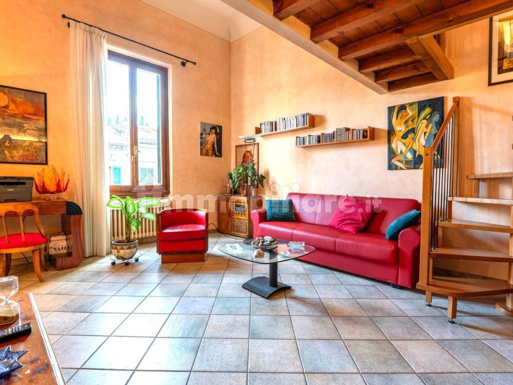 Sale Apartment in via Coluccio Salutati 38. Florence. Good condition ...