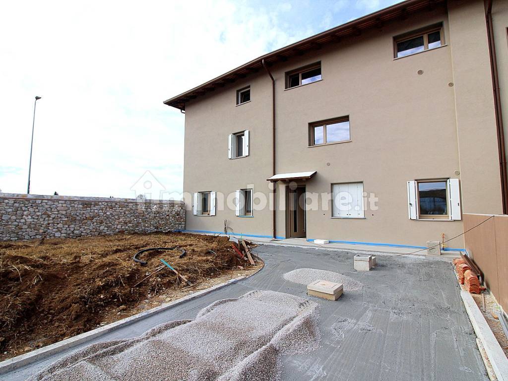 Vendita Appartamento Reana del Rojale. Quadrilocale in via C. Nanino ...