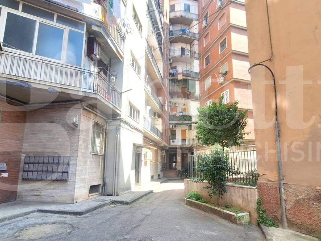 Vendita Appartamento Napoli. Quadrilocale in via vecchia poggioreale ...