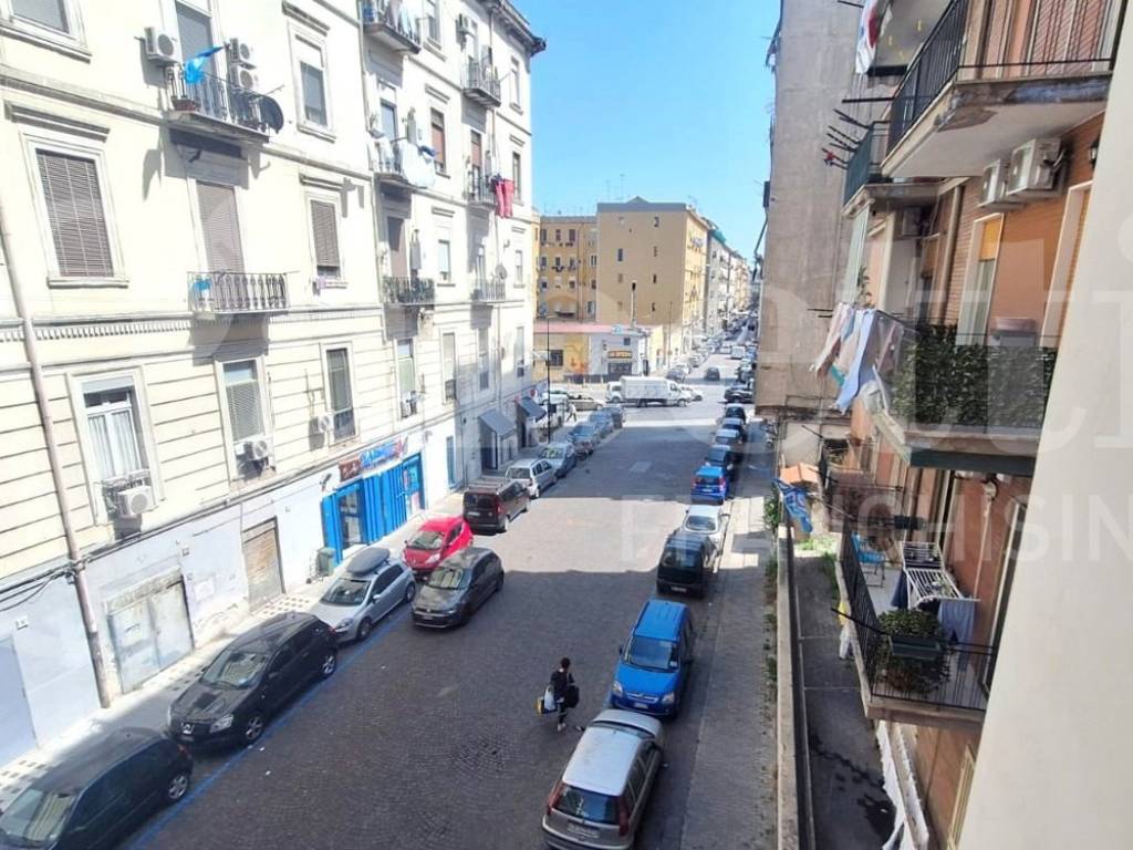 Vendita Appartamento Napoli. Quadrilocale in via vecchia poggioreale ...