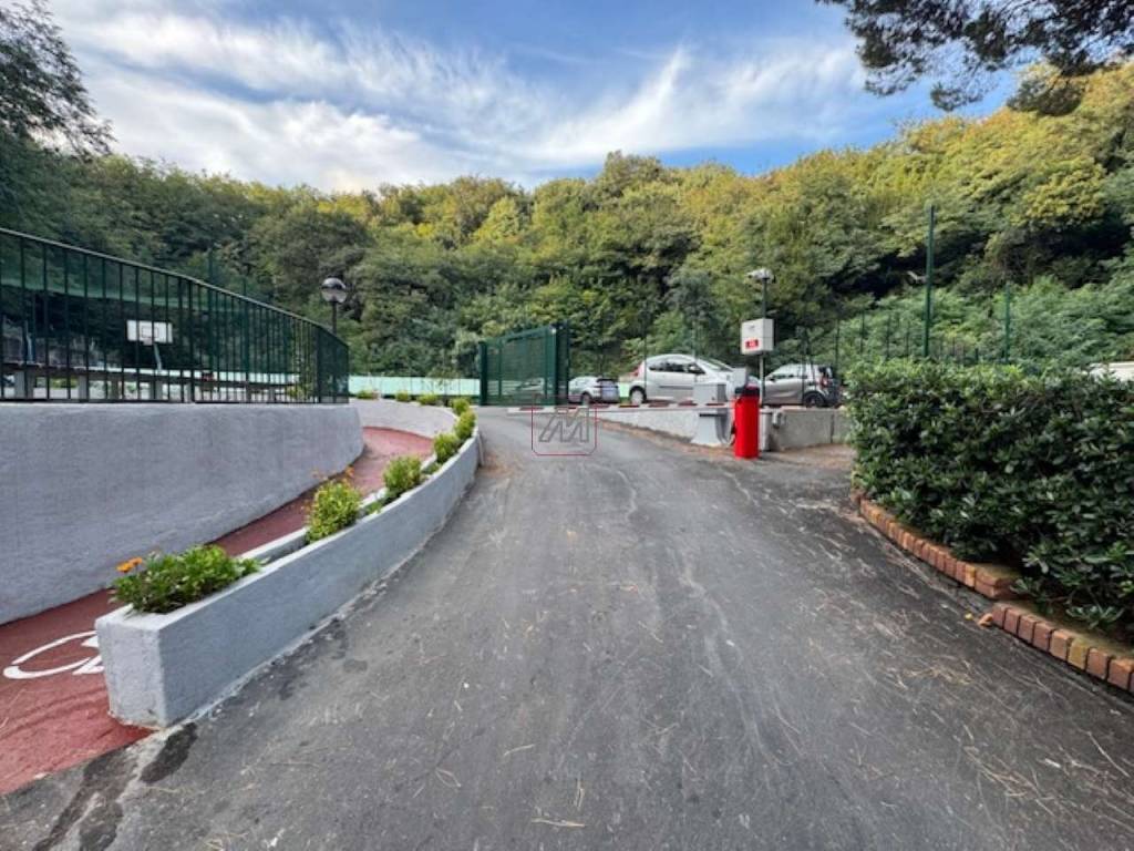 Posto auto - moto via Salgari, Genova, Rif. 123768779 - Immobiliare.it