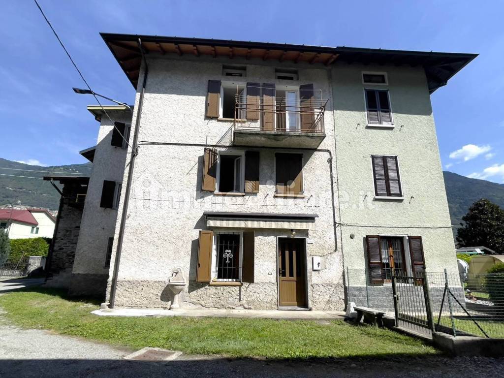 Vendita Villa unifamiliare in via piani della selvetta 5 Forcola. Buono ...
