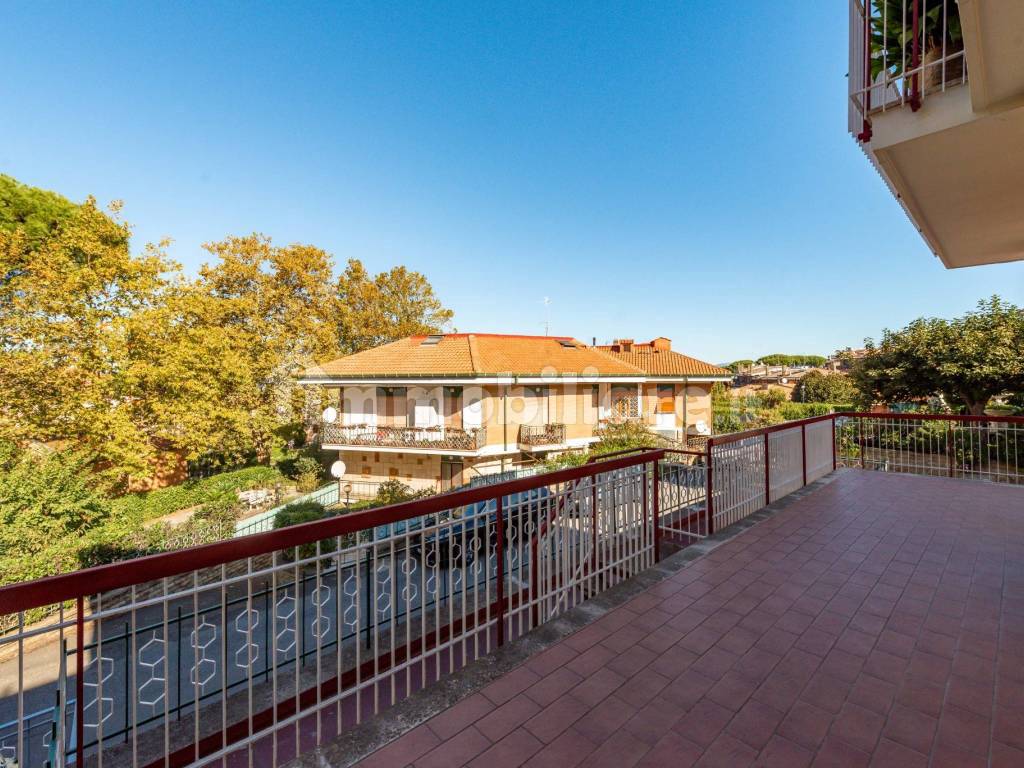 Vendita Appartamento Frascati. Trilocale in via Angelo Celli. Da ...