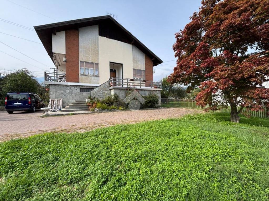 Sale Single-family detached house in via Forno 14 Rivara. Good ...