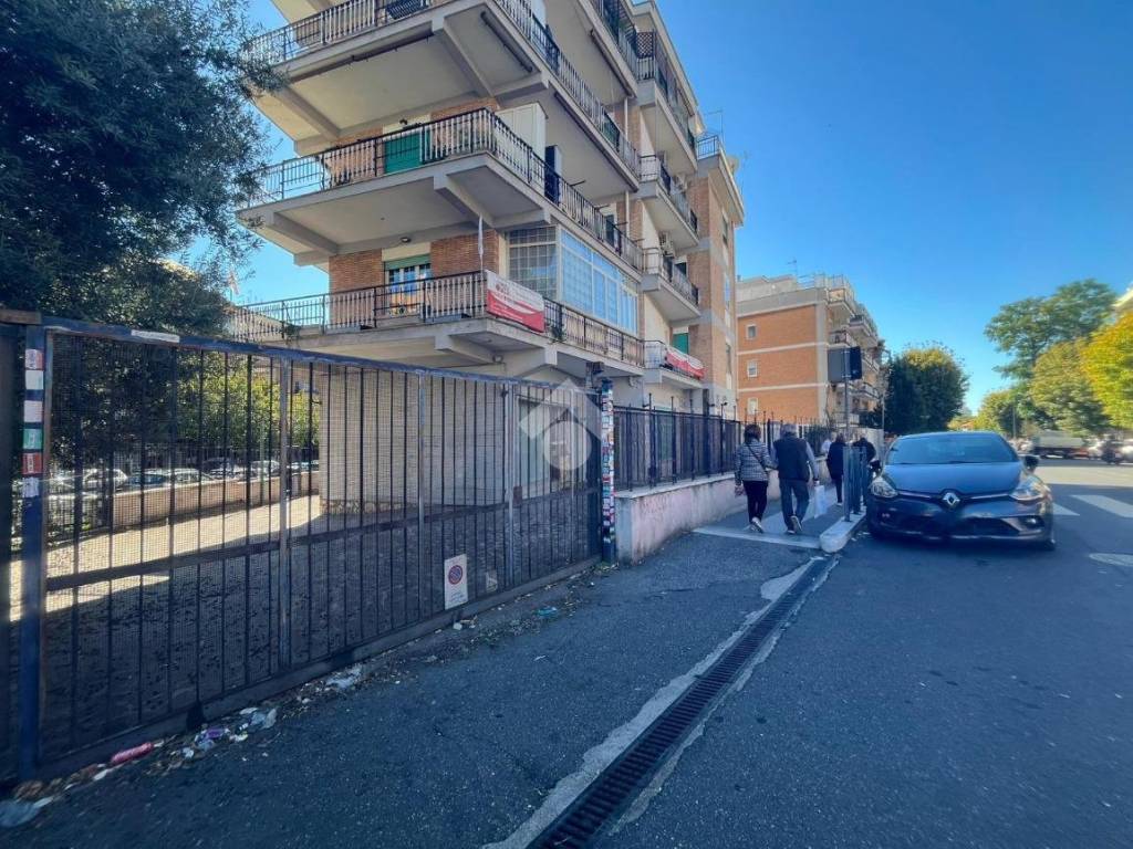 Locale commerciale via di Torrevecchia 467, Roma, Rif. 123796951 ...