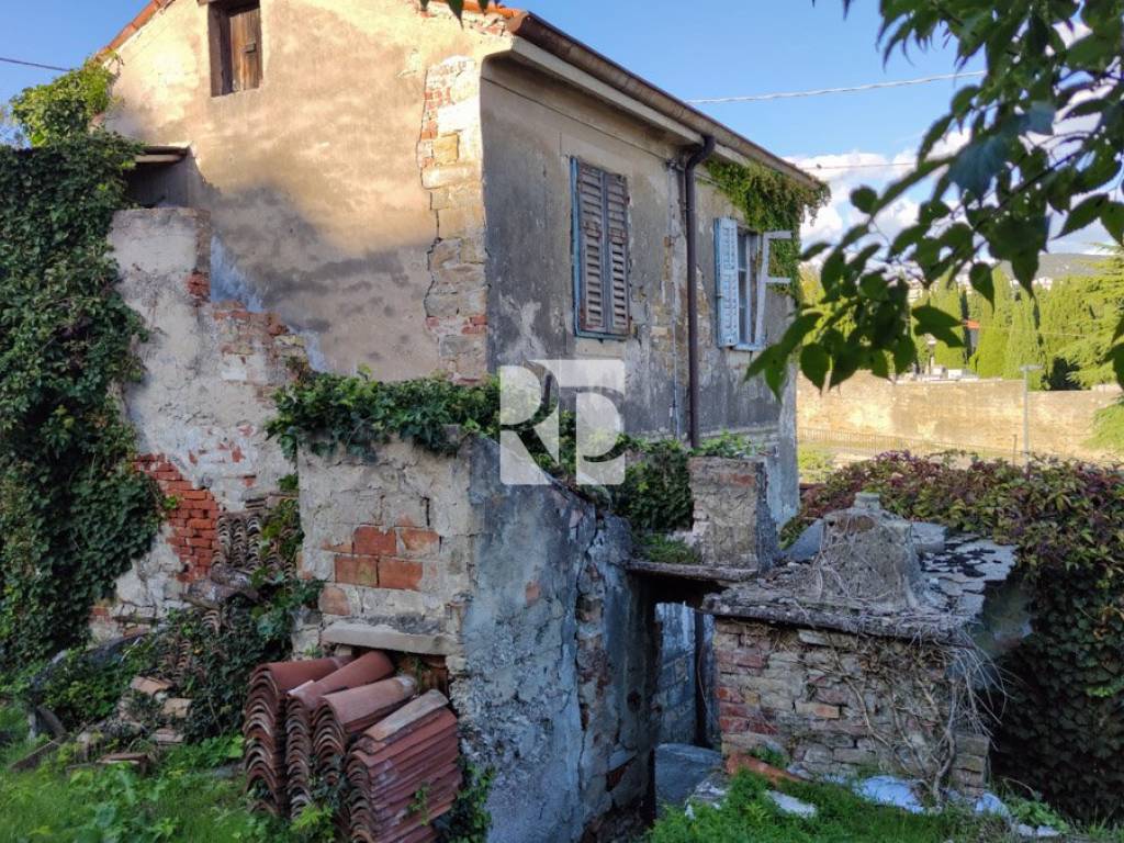 Vendita Rustico Trieste. Da ristrutturare, 85 m², rif. 123859981