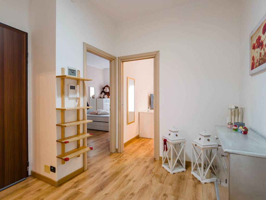 Vendita Appartamento Rivoli. Trilocale in via Cervino 27. Buono stato, secondo piano, posto auto ...