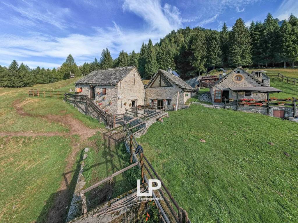 Vendita Chalet in Varzo Varzo. Buono stato, 217 m², rif. 123963721