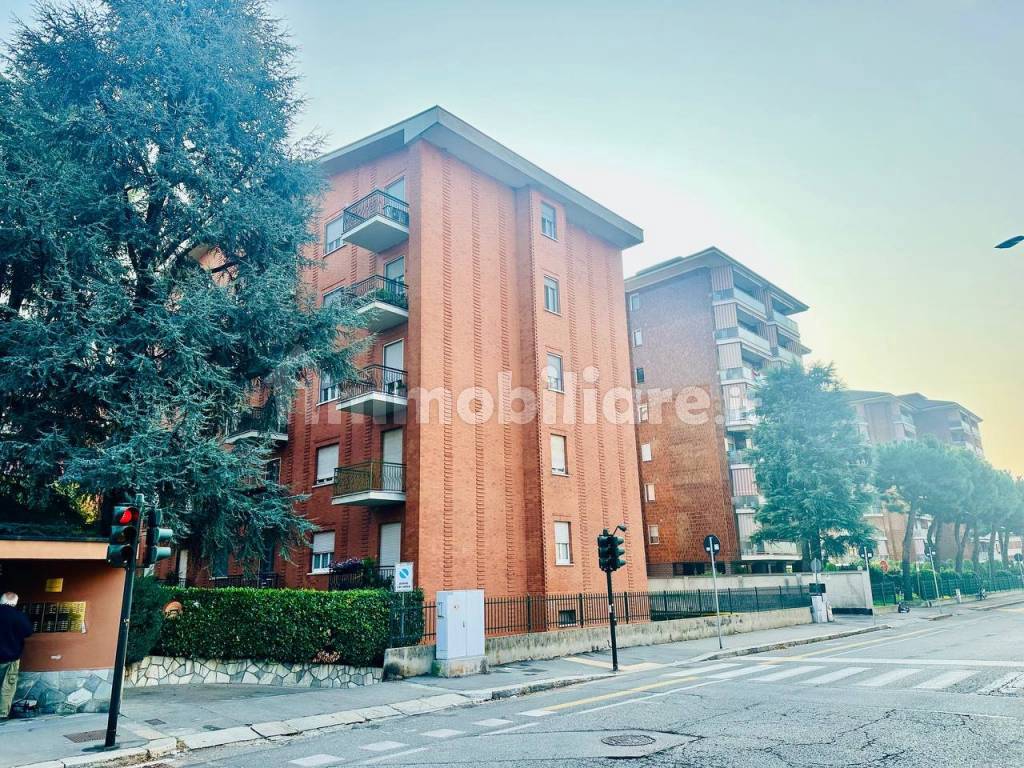 Vendita Appartamento Torino. Trilocale in Strada Lanzo 166. Ottimo ...