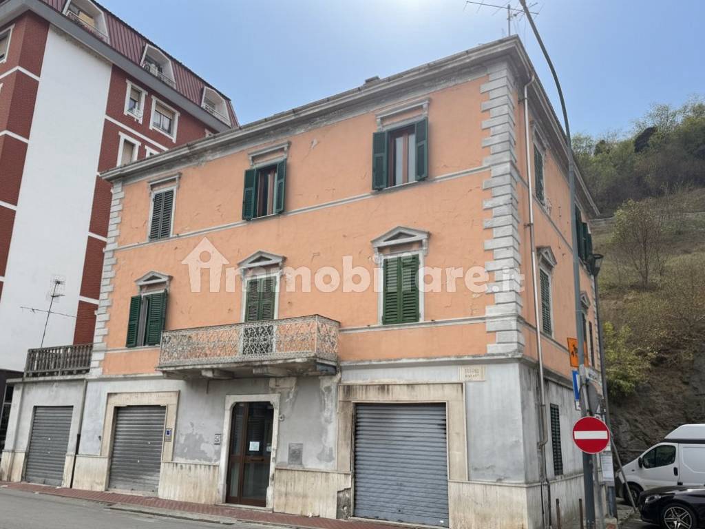 Vendita Appartamento Cairo Montenotte. Quadrilocale in corso Guglielmo ...