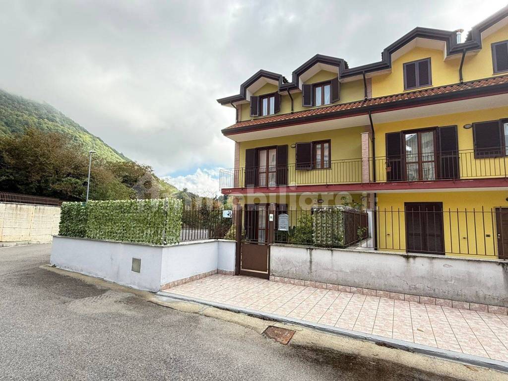 Vendita Villa a schiera in via Giardini di Sotto Monteforte Irpino ...