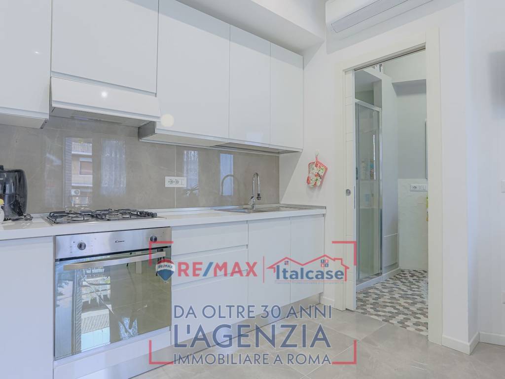 Vendita Appartamento Roma. Bilocale in via Urbano II 43. Ottimo stato ...