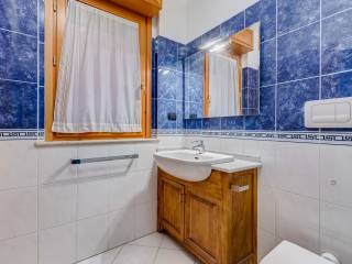 Case in vendita in Via Roberto Ago, Roma - Immobiliare.it