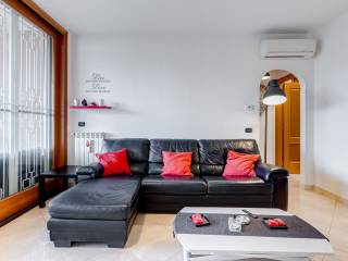 Case in vendita in Via Roberto Ago, Roma - Immobiliare.it