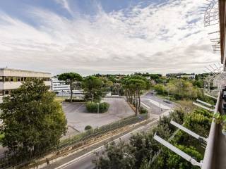 Case in vendita in Via Roberto Ago, Roma - Immobiliare.it