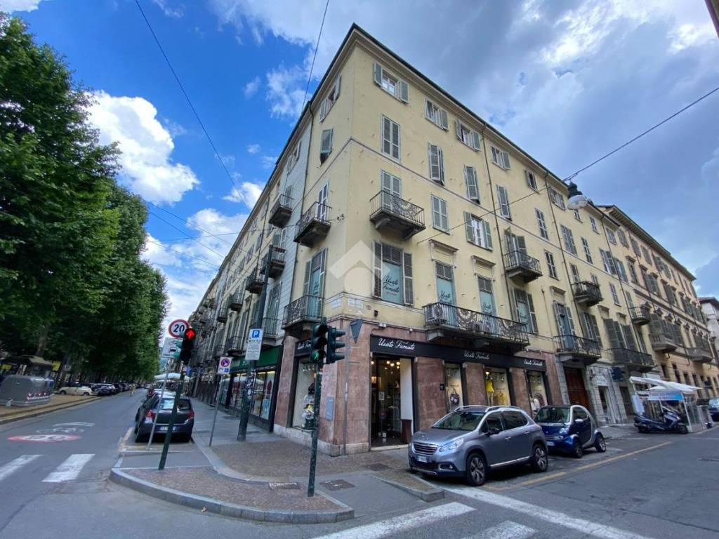 Affitto Appartamento Torino. Quadrilocale in via goito 1. Buono stato ...