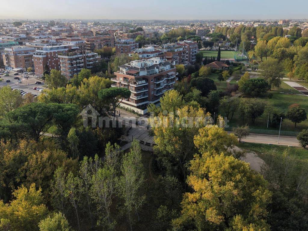 Vendita Appartamento Roma. Trilocale in via Bruno Barilli. Ottimo stato ...