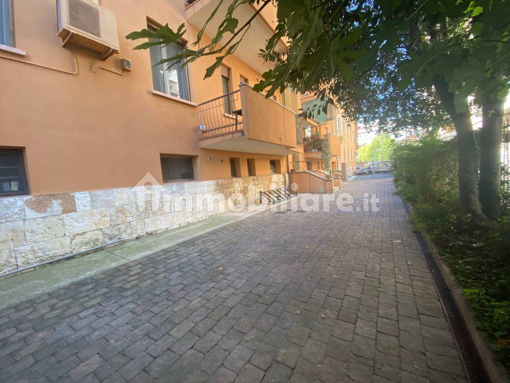 Sale Apartment in viale Camillo Benso di Cavour 144. Ferrara. Excellent ...