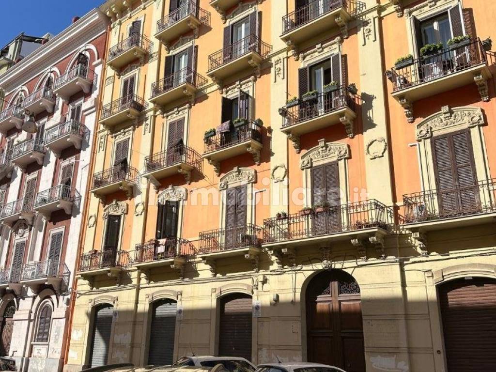 Office via Francesco Crispi 10, Taranto, Ref. 124149383 - Immobiliare.it