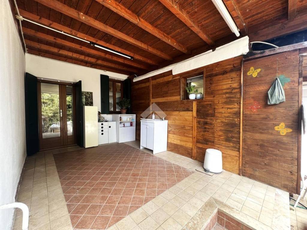 Venda Moradia em banda em via Lanzaghe 1 Silea. Bom estado ...