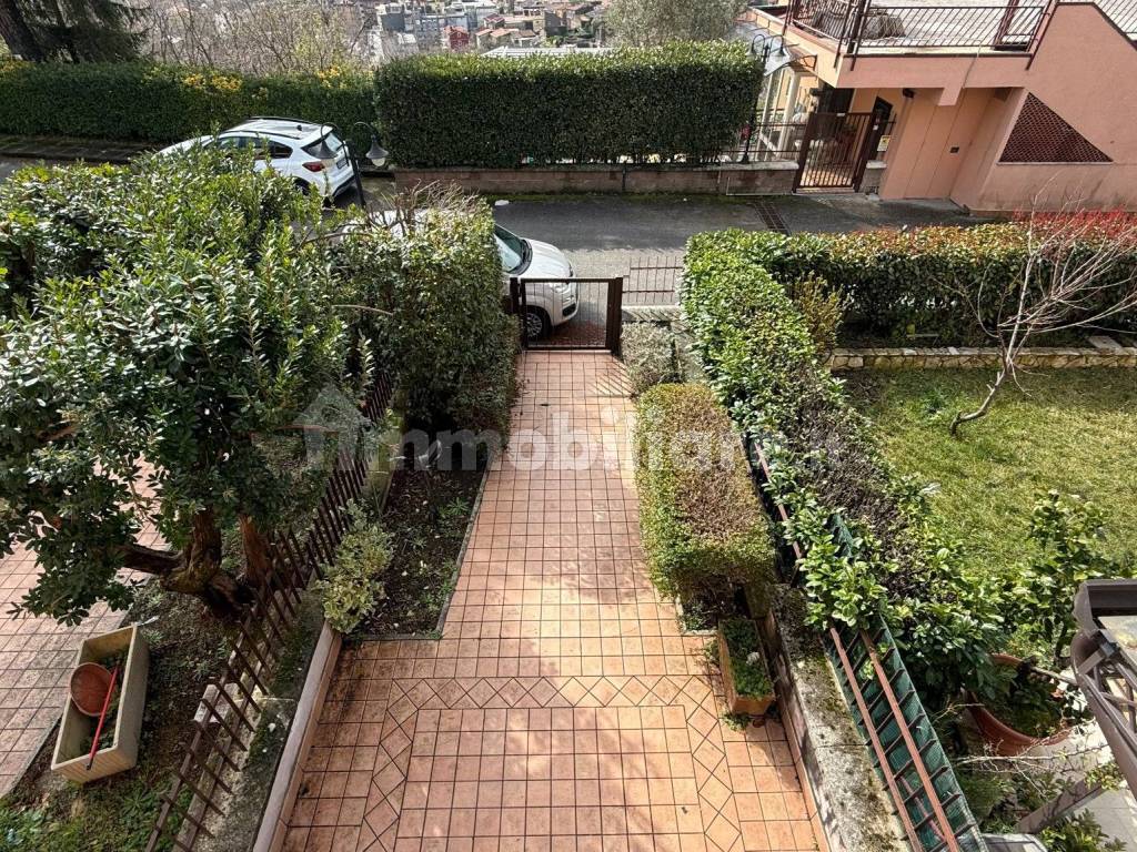 Vendita Villa a schiera in via Nazionale 2 Monteforte Irpino. Buono ...