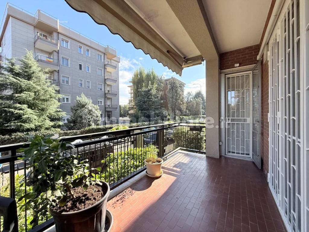 Vendita Appartamento Opera. Trilocale in via del Gesù 4. Buono stato ...