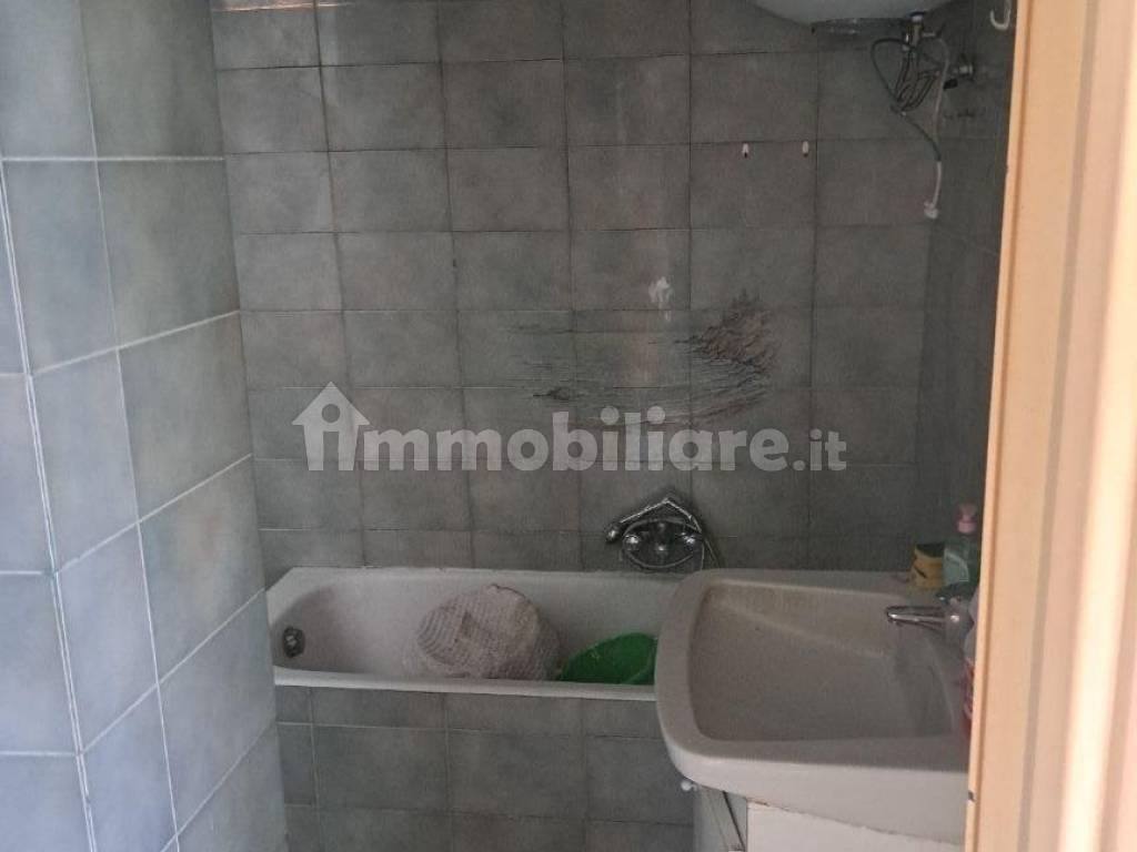 Vendita Appartamento Roma. Bilocale in via Capitan Bavastro 80. Da ...