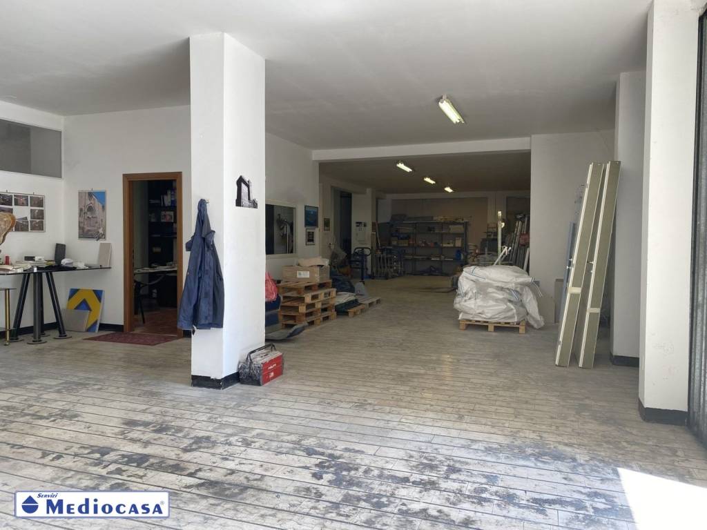 Magazzino - Deposito via Martiri del 6 Ottobre 81/A, Lanciano, Rif ...