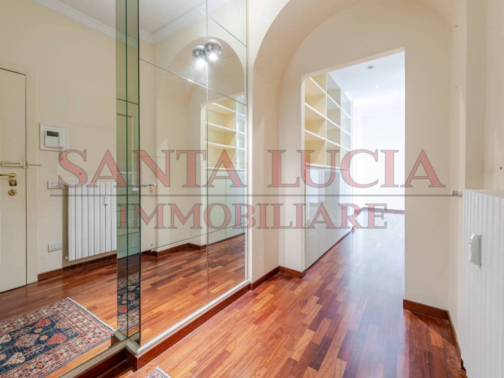 Affitto Appartamento Milano. Trilocale in via Monte Cervino 5. Ottimo stato, quinto piano, con ...