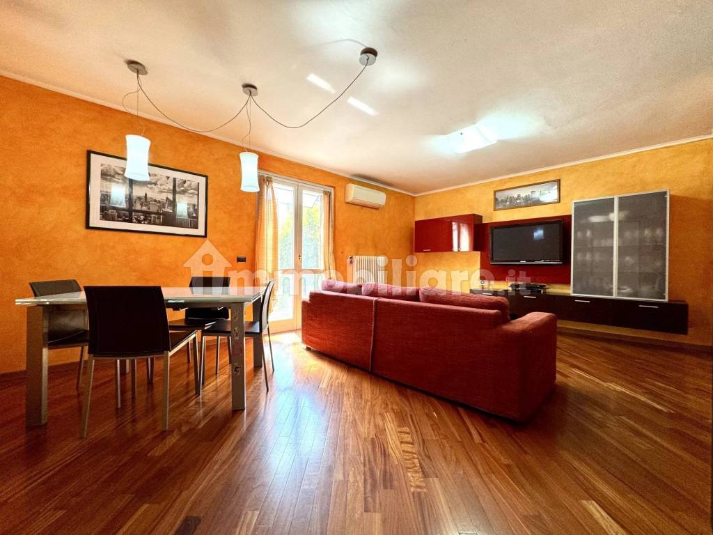 Vendita Villa a schiera in via Bruno Bucci Parma. Ottimo stato, posto ...