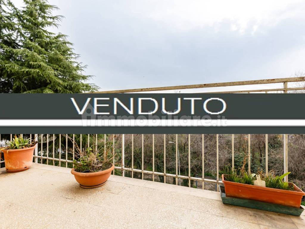 Vendita Appartamento Roma. Quadrilocale in via dei Durantini. Da ...