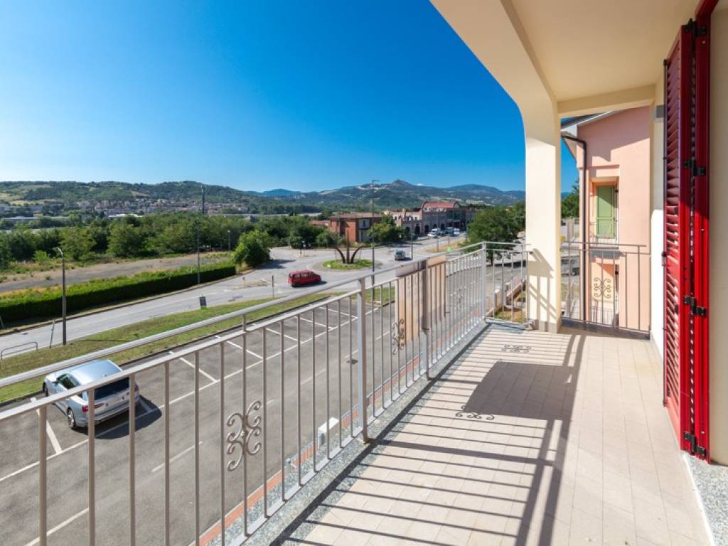Vendita Attico in Strada Provinciale di Fornovo Medesano. Nuovo, posto ...