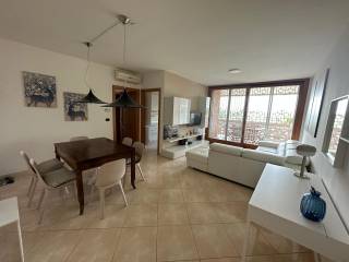 Case in vendita in Via Roberto Ago, Roma - Immobiliare.it