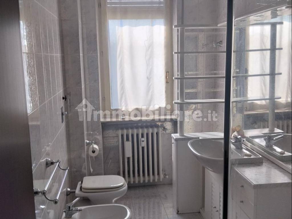 Stanza singola in affitto, affittasi camera singola via Giuseppe ...