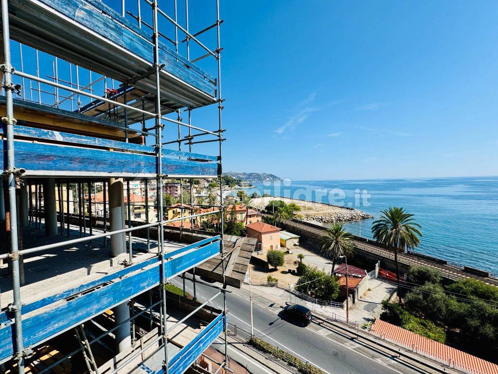 Vendita Appartamento Bordighera. Trilocale in via Charles Garnier 21 ...