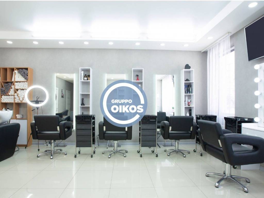 Locale commerciale via dei Durantini 284, Roma, Rif. 123386681 ...